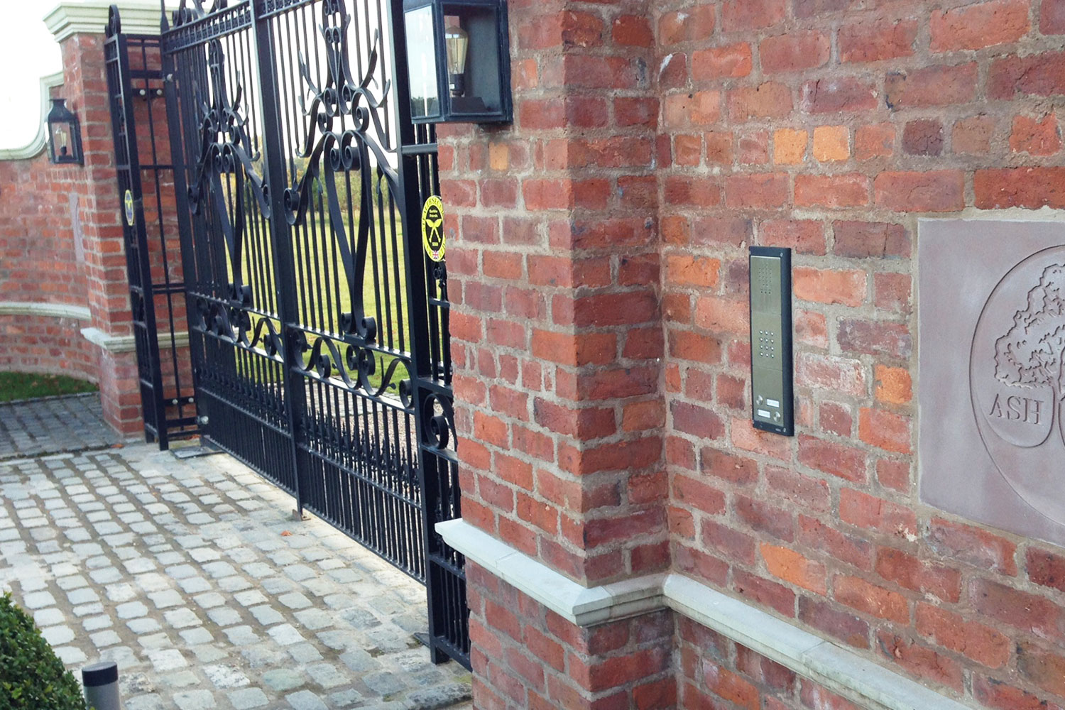 Home security gates | automated gates cheshire | gate remote control